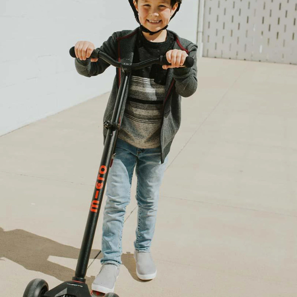 Micro Maxi Pro BlackRed — Kidstuff